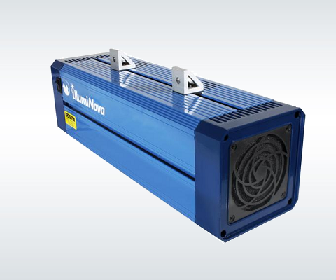 Festinstallierte LED Stroboskope IllumiNova™ | AVIBIA